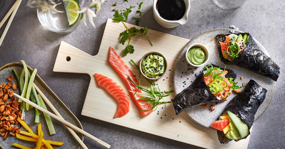 Temaki med laks | Hjemmelaget sushi med laks | Sushi roll | Salma